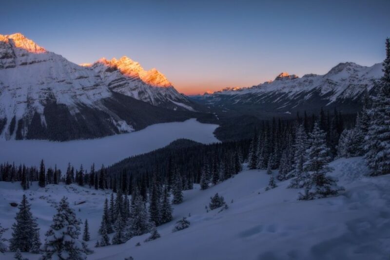 From Banff: Icefields Parkway & Abraham Lake Ice Bubbles - Key Points