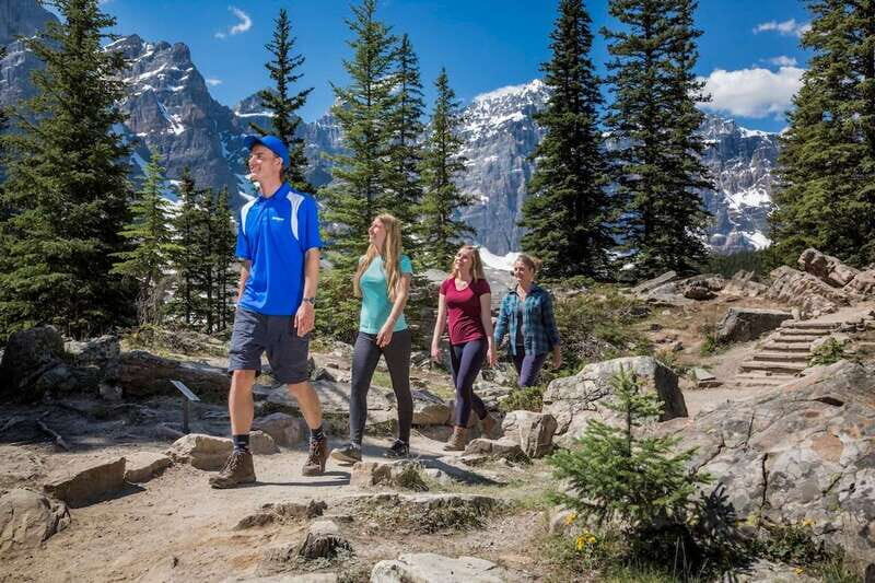 From Banff: Lake Louise and Moraine Lake Sightseeing Tour - Key Points
