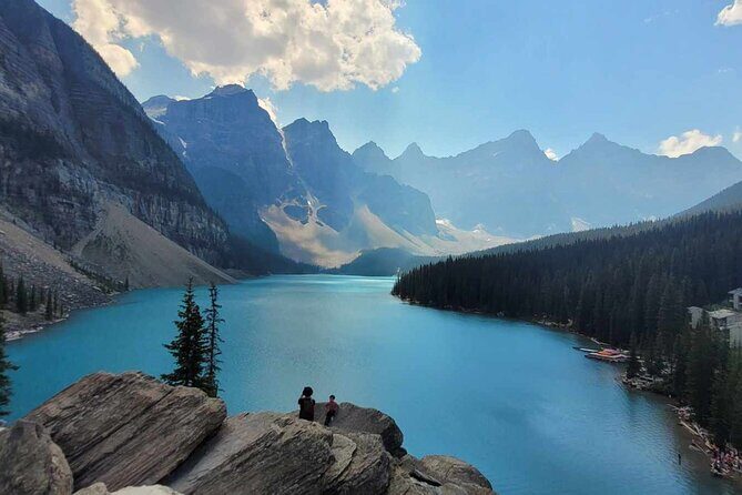 From Banff: Moraine Lake and Lake Louise Half Day Tour - An Honest Look at the Moraine Lake and Lake Louise Half Day Tour