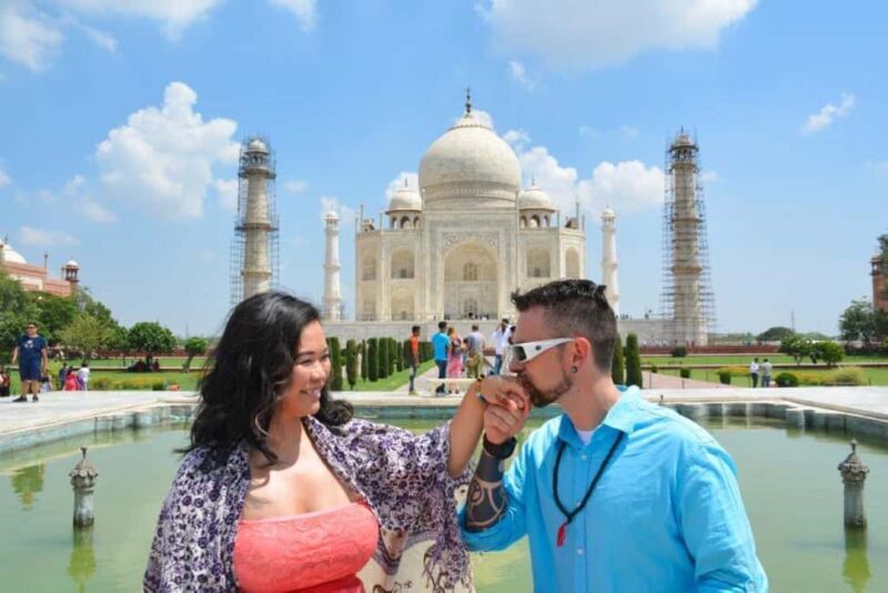 From Bangalore: Same Day Taj Mahal Agra Tour with Flights - FAQ
