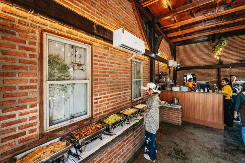 From Bangkok: Ayutthaya Temples Guided Tour with Lunch - Diving Deeper Into the Experience