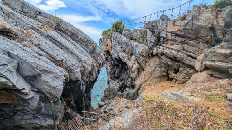 From Bangkok: Day Tour Koh Sichang Island with Tuktuk Tour - Pricing and Value