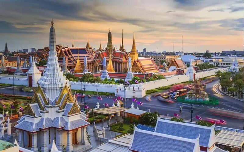 From Bangkok: Grand Palace,Damnoen & Maeklong Market DayTour - A Deep Dive into the Tour Experience