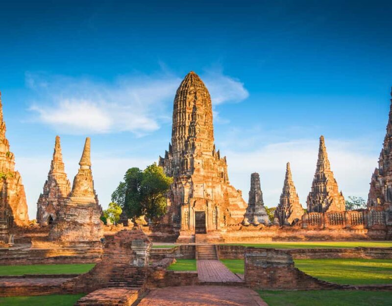 From Bangkok: Private Guided Tour of Ayutthayas 6 Temples - Authentic Experiences and Highlights