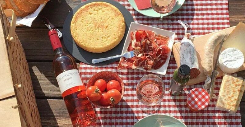 From Barcelona: 3 wineries with hotel pick-up and Lunch - Key Points