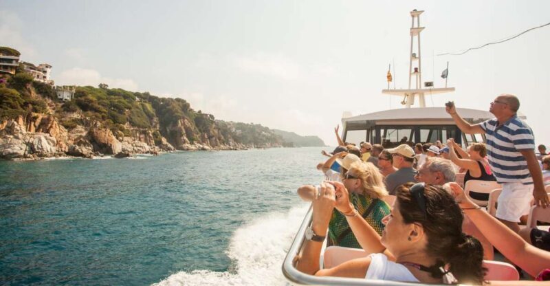 From Barcelona: Costa Brava Day Tour with Boat Trip - Key Points