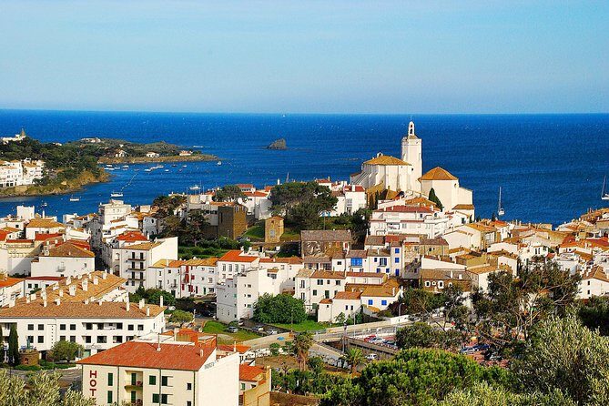 From Barcelona : Girona and Costa Brava Small Group Tour - Key Points
