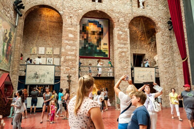 From Barcelona: Girona Guided Tour & Dalí Museum in Figueres - An In-Depth Guide to the Tour Experience