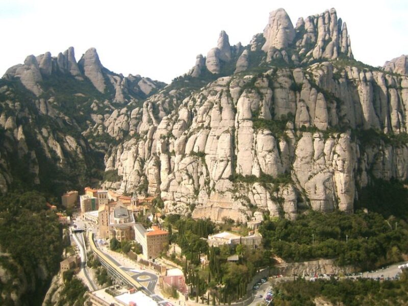 From Barcelona: Montserrat Full-Day Trip with Guided Hike - What to Bring and Wear