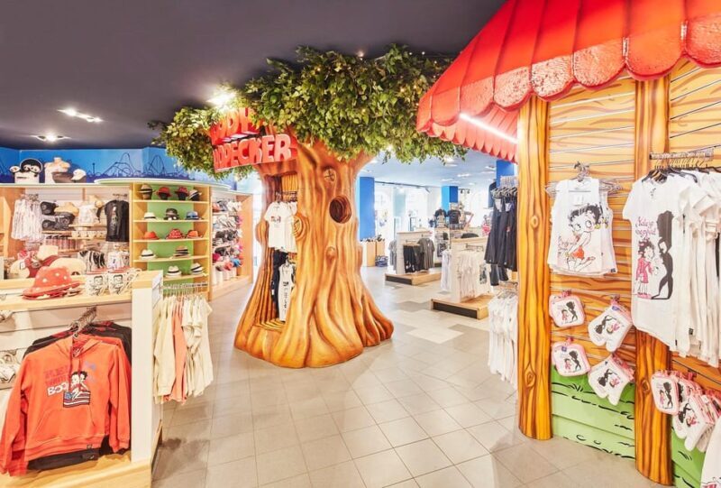 From Barcelona: PortAventura Theme Park Ticket & Transfer - Showtimes, Parades, and Entertainment