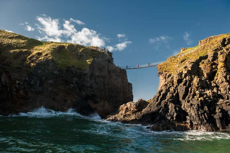 From Belfast: Full-Day Giants Causeway Land and Boat Tour - An In-Depth Look at the Tour Itinerary