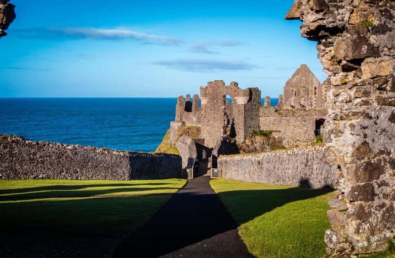 From Belfast: Full-Day Giant's Causeway Shore Excursion - Key Points