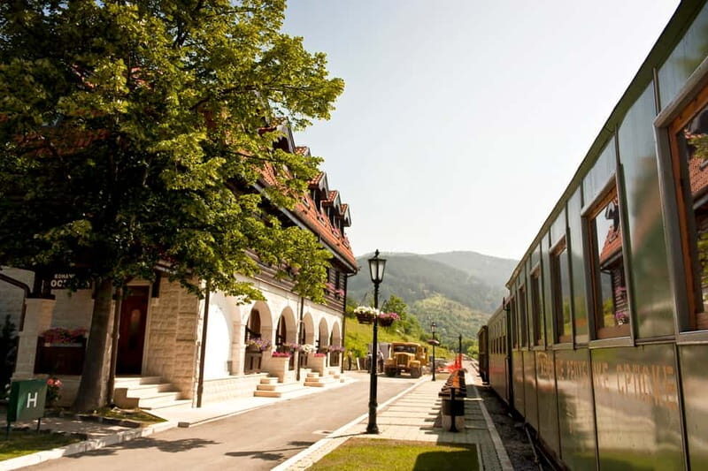 From Belgrade: Sargan 8 Railway and Wooden City 1 Day Tour - An In-Depth Look at the Tour Experience