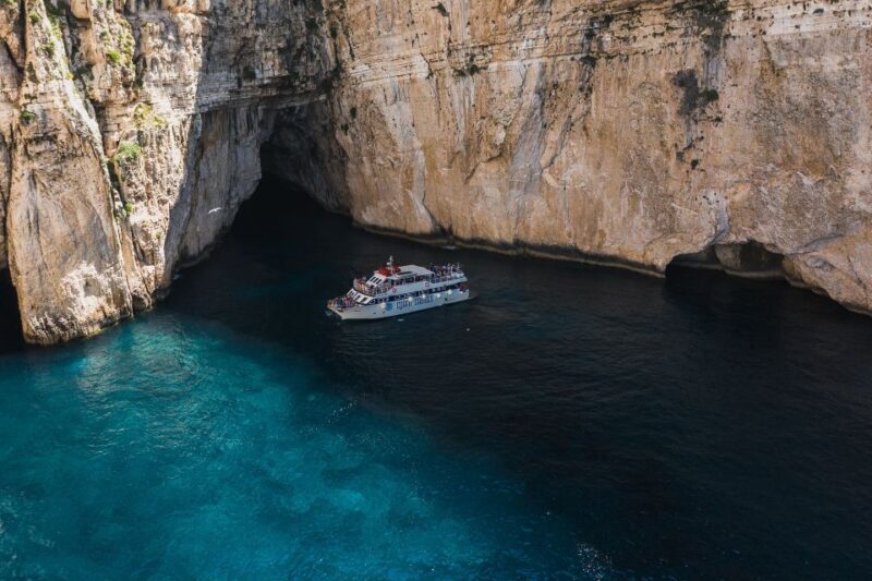 From Benitses/Lefkimmi: Paxos, Antipaxos & Caves Day Cruise - Key Points