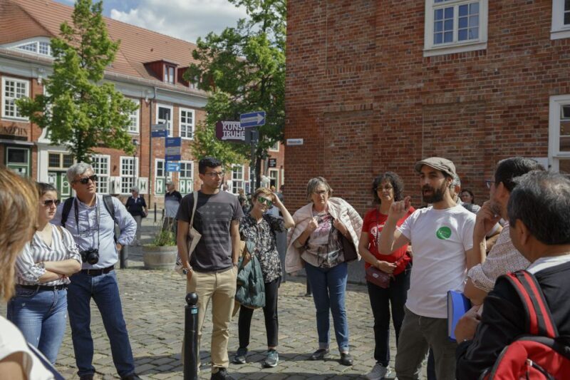 From Berlin: Potsdam Half-Day Tour in Spanish - Discovering Potsdam’s Past and Present