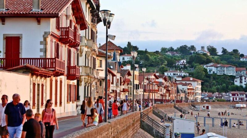 From Bilbao: Biarritz, Saint Jean de Luz, San Sebastian Tour - FAQ