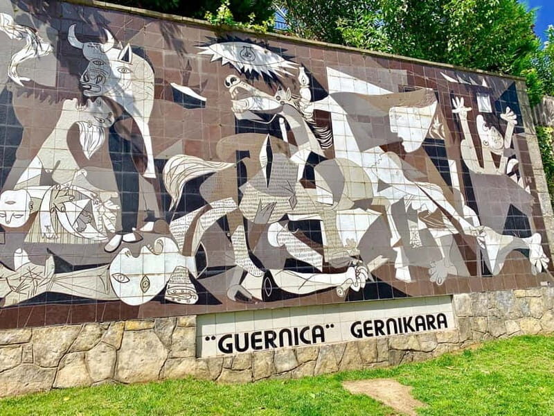 From Bilbao: Gaztelugatxe, Gernika, and Mundaka Guided Tour - Starting Out: Easy Pickup and a Comfortable Ride