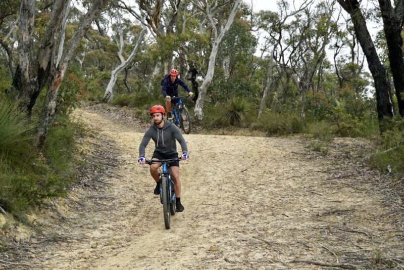 From Blue Mountains: Mountain e-Bike Ride, HANGING ROCK - What’s Included and What to Bring