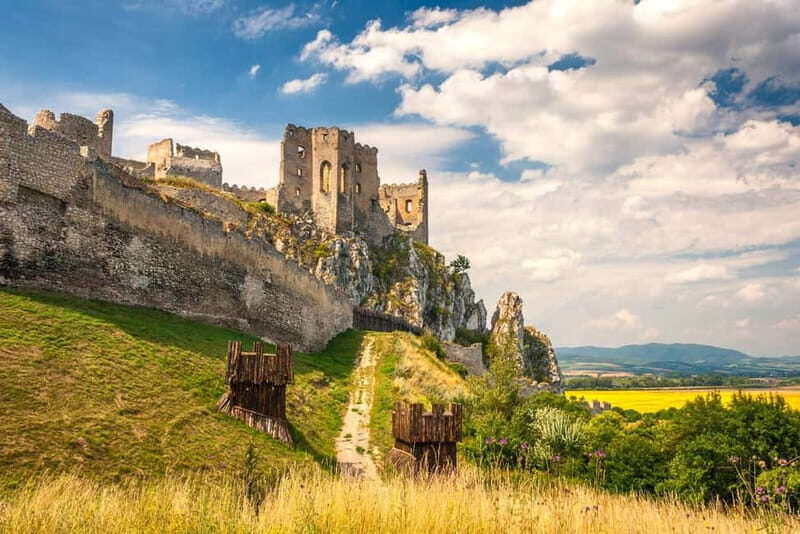 From Bratislava: Slovakias Castles & Cities Guided Day tour - An In-Depth Look at the Slovakian Day Trip