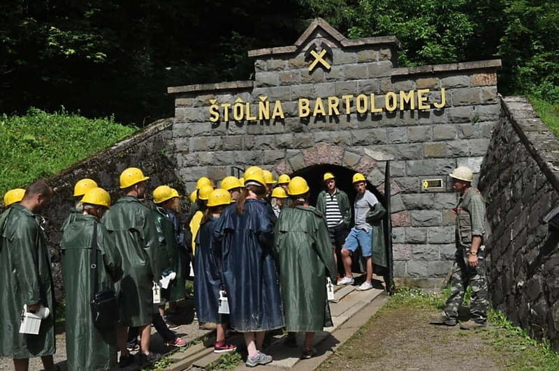 From Bratislava: UNESCO: Banská tiavnica: Mine, Castle, Spa - Uncovering the Charm of Banská Štiavnica: A Full Review of the UNESCO Tour from Bratislava