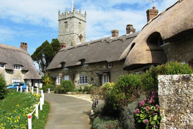 From Brighton: Isle of Wight Full-Day Trip via Portsmouth - The Power of a Great Guide