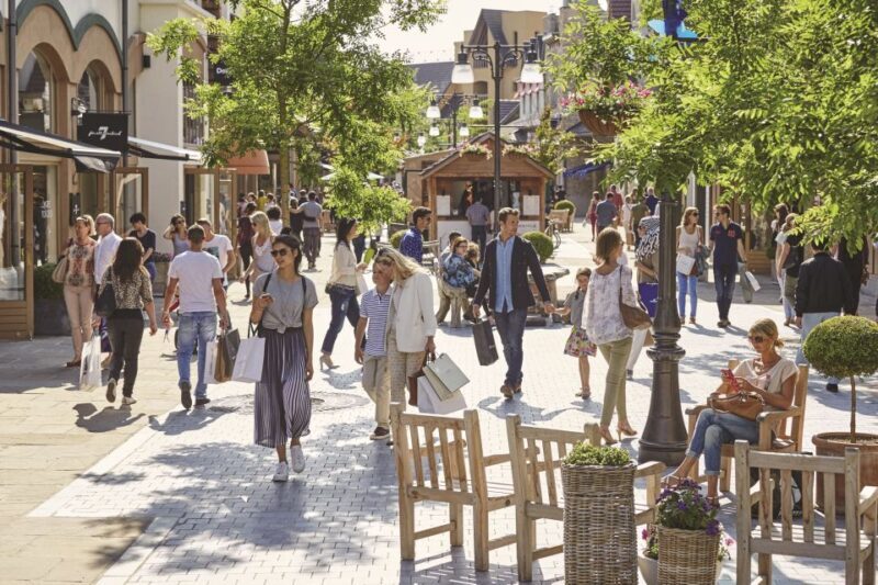 From Brussels: Maasmechelen Outlet Shopping Trip - Exploring the Maasmechelen Outlet Shopping Trip from Brussels