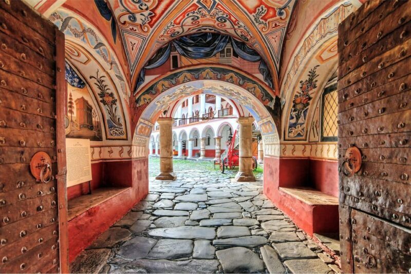 From Bucharest: 8-Day Romania and Serbia Tour - Introduction: Exploring Romania and Serbia in Depth