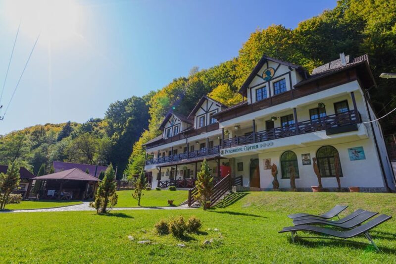 From Bucharest: Brdetu 4x4 Tour with Lunch, Hotel Pick-Up - The Sum Up