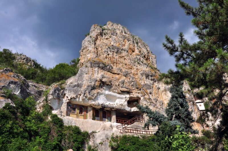 From Bucharest: Full-Day Trip to Bulgaria - Arbanasi Village