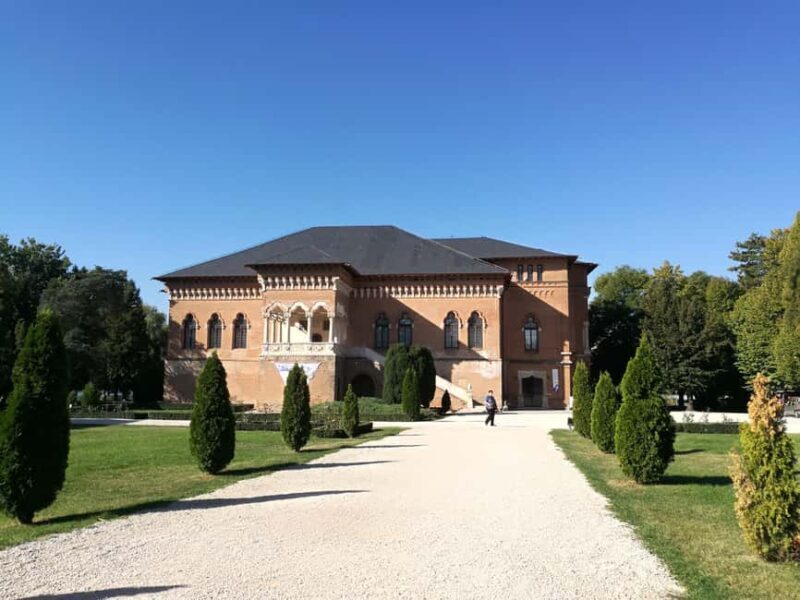 From Bucharest: Snagov Monastery & Mogosoaia Palace day tour - Key Points