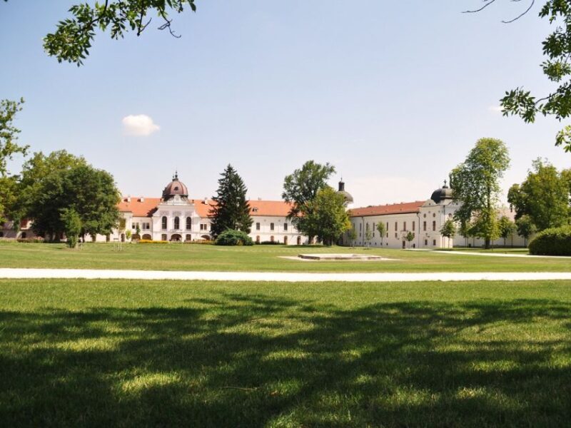 From Budapest: Gödöll Royal Sissi Guided Tour - Who Should Consider This Tour?