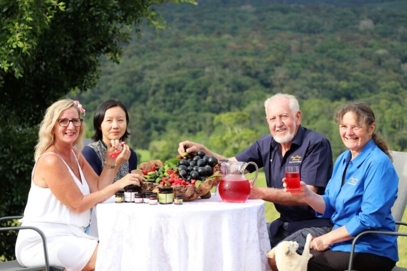 From Cairns: Atherton Tablelands Food and Wine Tasting Tour - The Morning: Scenic Lakes and Friendly Homesteads