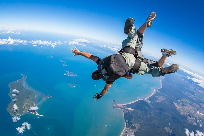 From Cairns: Tandem Skydive Experience over Mission Beach - An In-Depth Look at the Mission Beach Skydiving Adventure