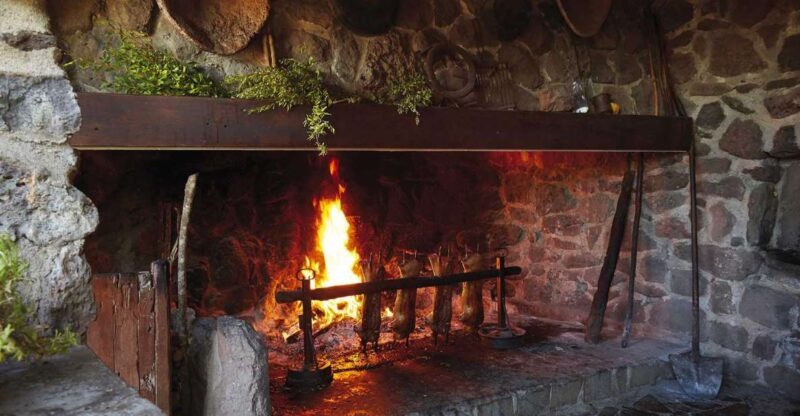 From Cala Gonone: Food, wine and craft tours in Dorgali - Key Points