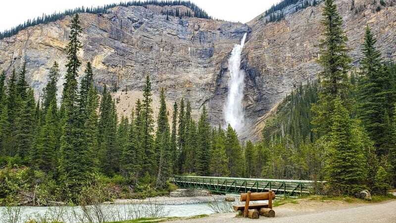 From Calgary: Moraine & Louise Lake, Banff & Falls Day Trip - Practical Tips for Travelers