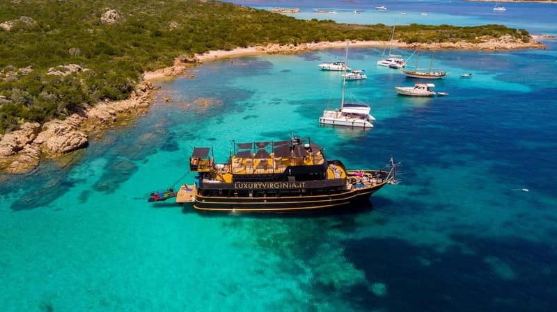 From Cannigione: La Maddalena Archipelago Boat Trip - A Thorough Look at the Tour