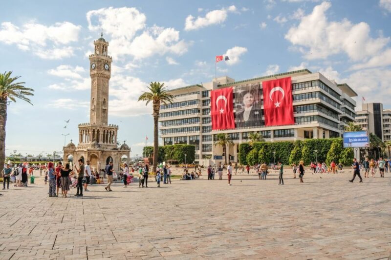 From Cesme: Private Izmir City & Agora Tour with Lunch - Key Points