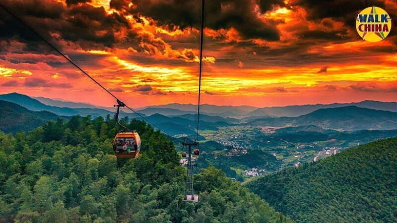 From Changsha: 5-Day Fenghuang and Zhangjiajie Tour - Transport and Accommodation