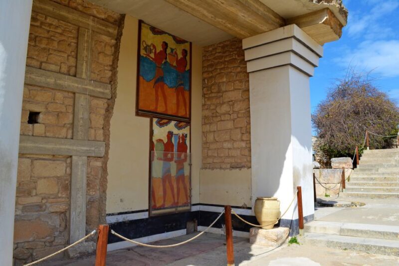 From Chania: Full-Day Heraklion Highlights Guided Tour - The Sum Up