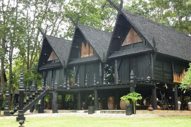 From Chiang Rai: 3 Temples, Golden Triangle Tour, Tea Plantation - An In-Depth Look at the Tour Experience