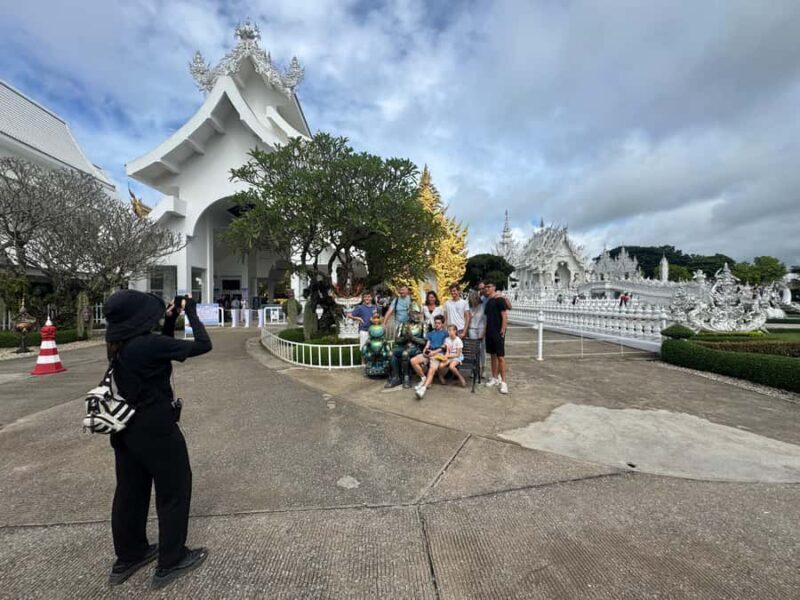 From Chiang Rai: 7 Major Sites Tour - Temples & Villages - The Golden Triangle