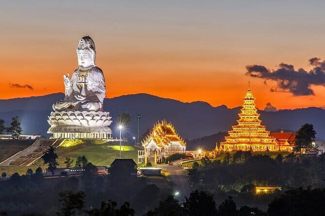From Chiang Rai: 7 wonder Full-Day Tour and Thai Buffet lunch - Golden Triangle
