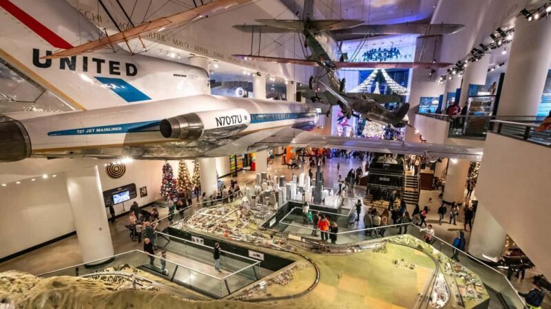 From Chicago:Federal building,Coal Mine&More 1 Day Tour - Who Might Want to Skip It?