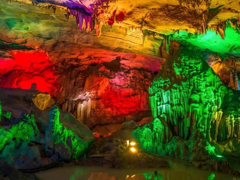 From Chongqing: Furong Cave & River Private Day Trip - Exploring Furong Cave: A Natural Masterpiece