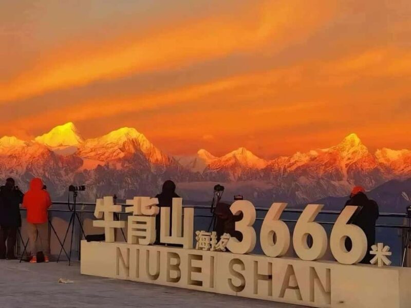From Chongqing: Niubei Mountain 2-Day Small-Group Tour - An Authentic Mountain Escape with a Practical Twist
