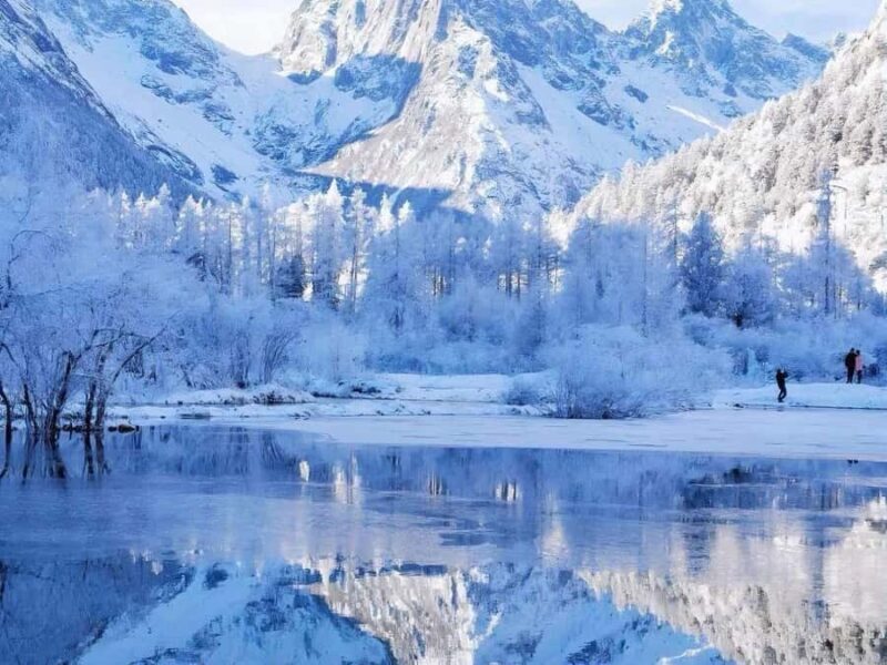 From Chongqing Winter 2-Day Bipenggou Snow Tour - Accommodation and Comfort