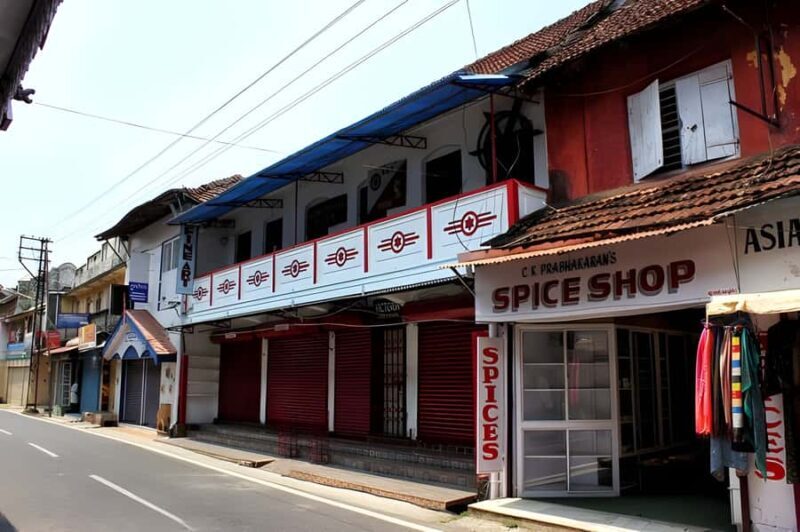 From Cochin Guided Tour of Fort Kochi with Drop at Kumarakom - Who Will Love This Tour?