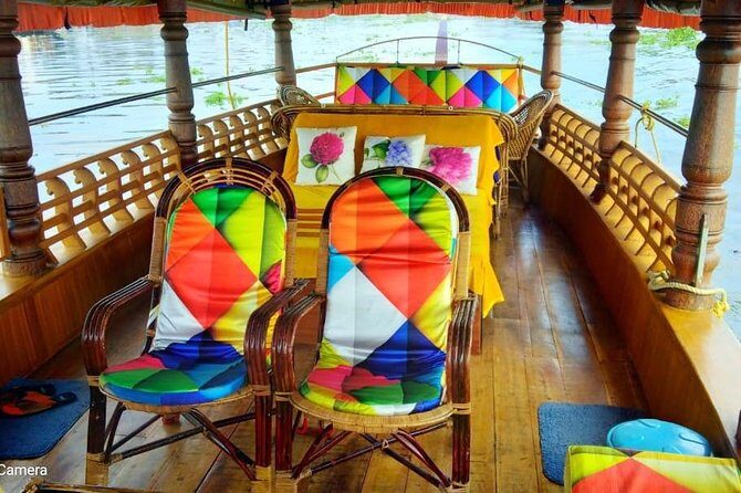 From Cochin Port: Backwaters by Shikara (Covered Canoe Boat) & Chinese Nets - Key Points