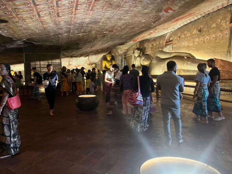 From Colombo Cruise port: Sigiriya and Dambulla 2-Day Tour - What to Bring and Consider