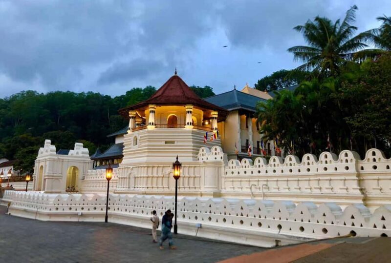 From Colombo: Kandy Temple of Tooth & Elephant Orphanage - Practical Aspects & Why They Matter
